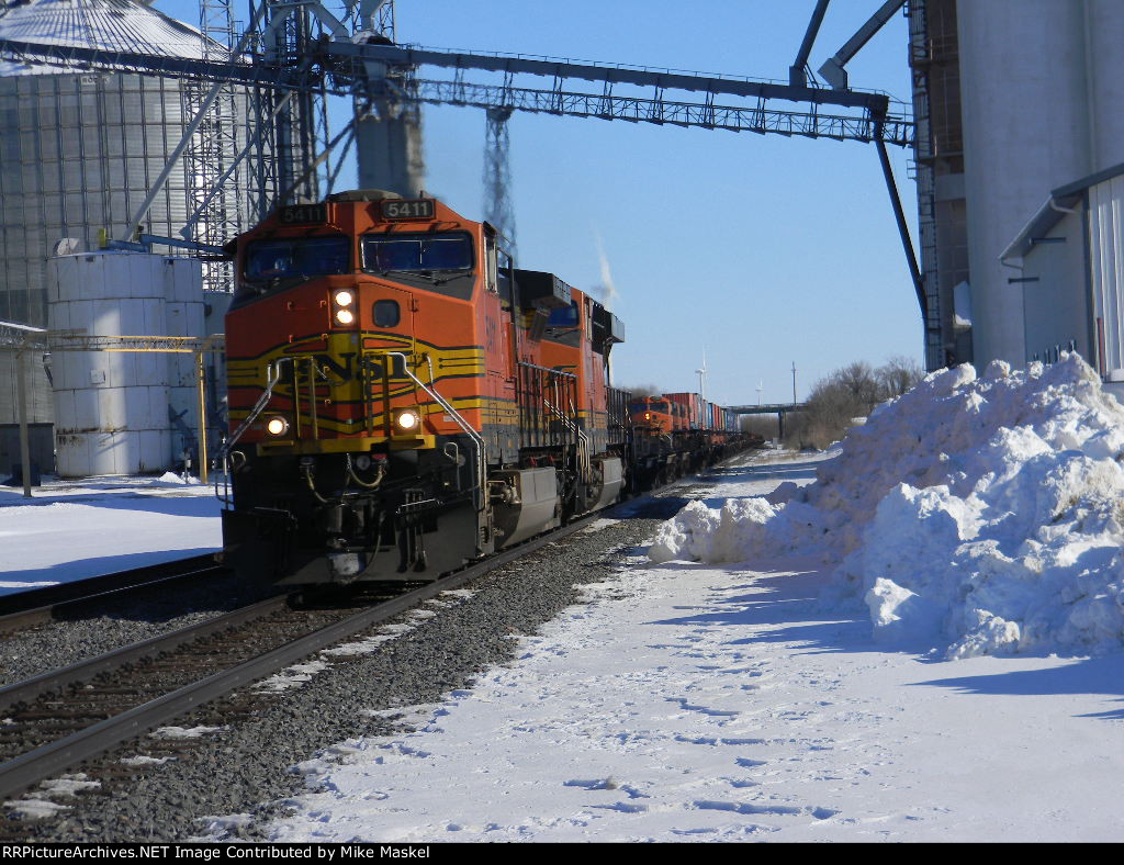 BNSF 5411